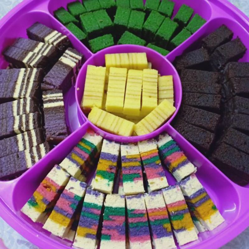 KEK LAPIS SARAWAK BY NUR BUY 10 FREE 1 LAYER CAKE | Shopee Malaysia