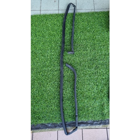 mini cooper s r53 r52 r50 front centre hood rubber | Shopee Malaysia