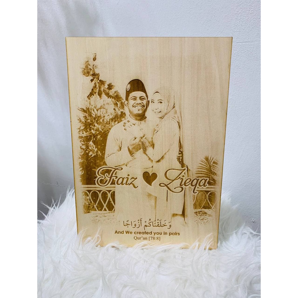 Gambar Ukiran Kayu Laser Engrave Wedding Gift | Shopee Malaysia