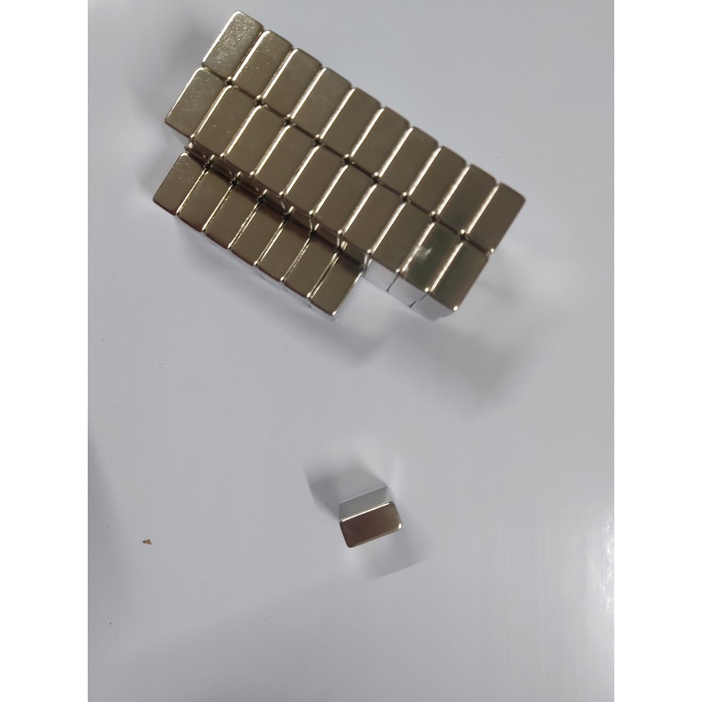 Rare earth square magnets 20x20x10mm, 18x18x5mm, 13,5x13,5x5mm | Shopee ...