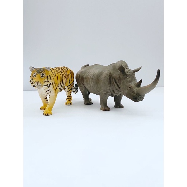 White Rhinoceros With Siberian Tiger Figurines - Collecta | Shopee Malaysia
