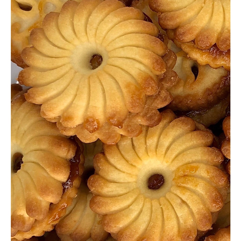 Biskut Timbang Tin (+/-200G) Coklat Bear, Strawberry Bear Roll, Bangkit ...