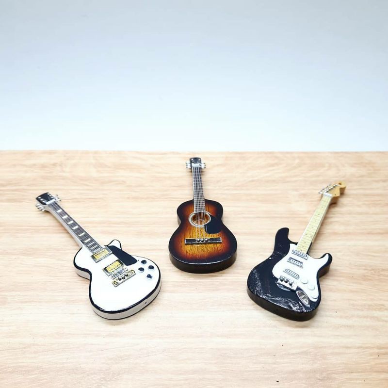 Miniature Guitar SUNGJIN set ATOM BABA BARON Miniature Guitar DAY6 ...