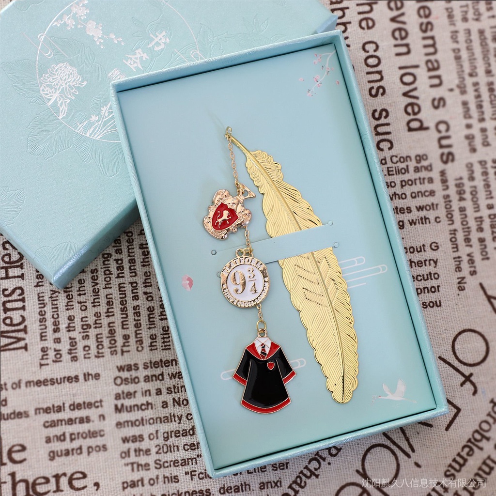 Harry Potter Merchandise Birthday Gift Feather Metal Bookmark Graffindo ...