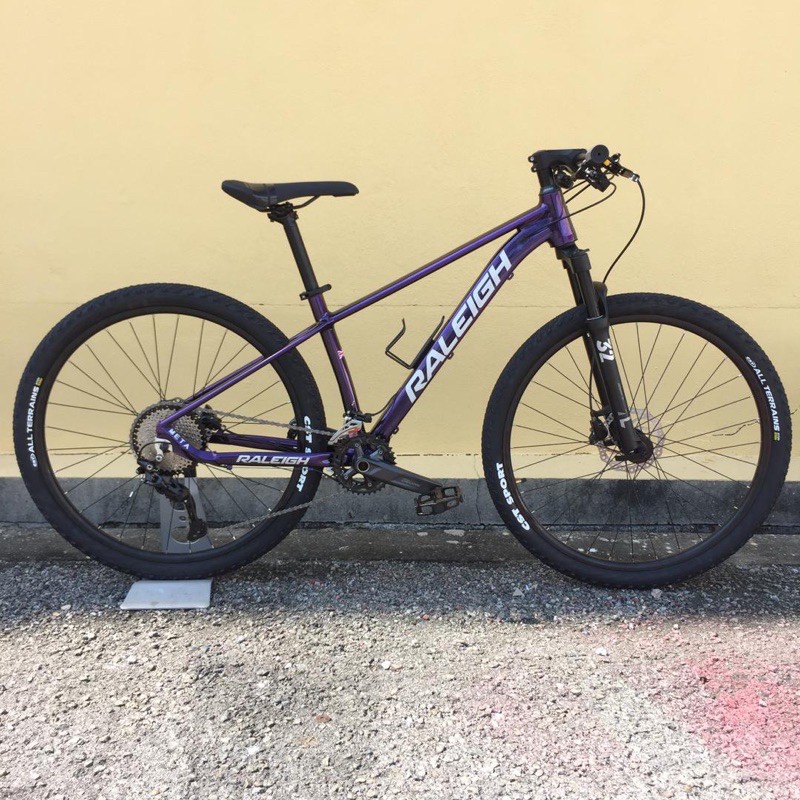 Raleigh mt 2025 200 mountain shops bike
