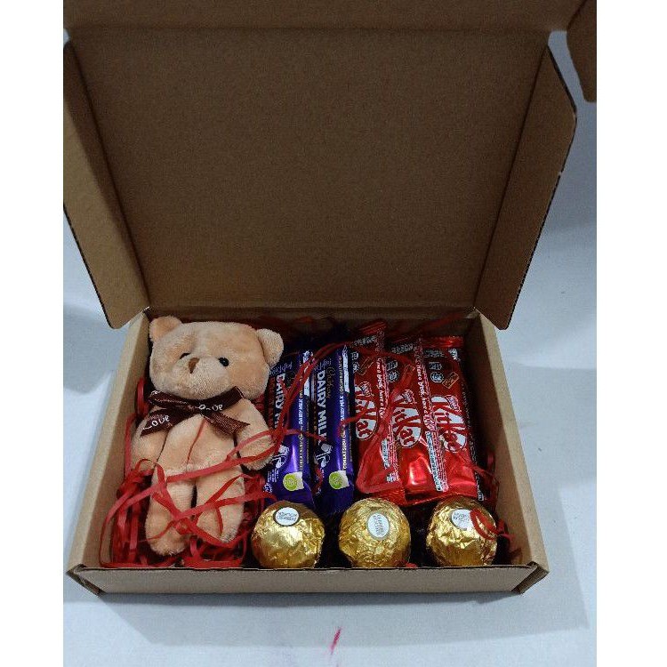 Surprise gift box bear kitkat cadbury ferrero chocolate | Shopee Malaysia