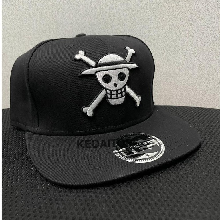 TOPI HITAM ONE PIECE PUTIH KOSONG [READYSTOCK] NEW DESIGN | Shopee Malaysia
