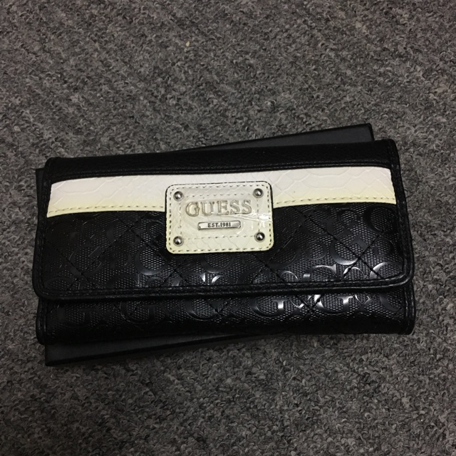 Guess Woman Long Wallet black white original | Shopee Malaysia