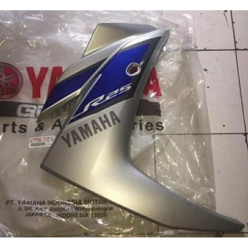 Original yamaha R25 silver blue right front wing | Shopee Malaysia