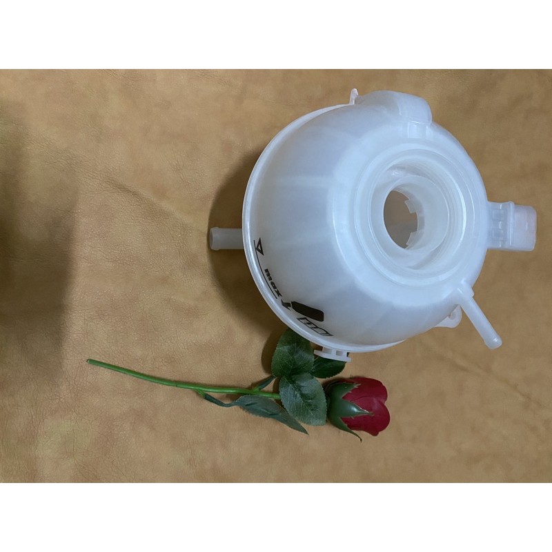 🌹💯% GERMANY ORIGINAL VW POLO COOLANT TANK | Shopee Malaysia