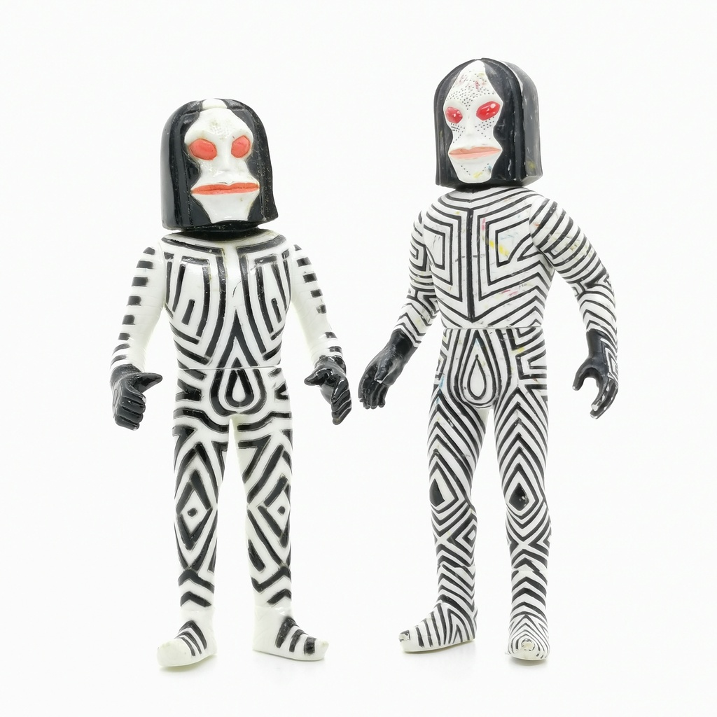 Pre Owned Bandai 6.5 inch Dada UMS Ultraman Kaiju Alien Ultra Monster ...