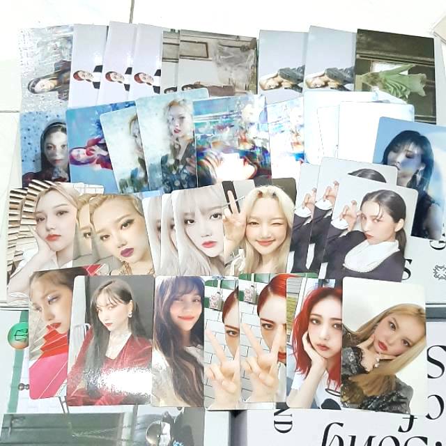 Gfriend Photocard/Lenticular/ Folding paper - Official album Song of ...