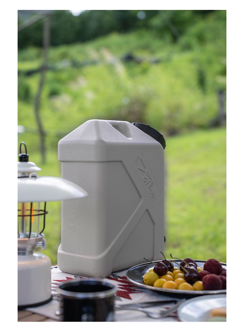 Mobi Garden Camping Portable Water Tank Container 10L 20L Litre Water Tap Outdoor PP Food Grade ...