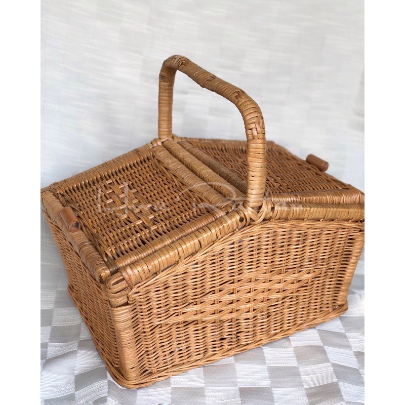 Picnic basket with cover / 2 way rattan carrying basket / Bakul rotan ...