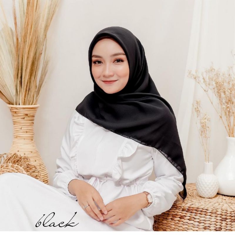 Bella SQUARE BLACK | Shopee Malaysia