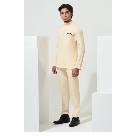 Baju Melayu Slim Fit 2022 by KEEK COLLECTION (COMOCREPE) | Shopee Malaysia