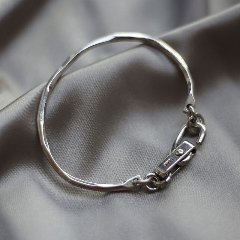 QMCOCO Silver Color Simple Bangle Bracelet Woman Lock Hook Chain ...