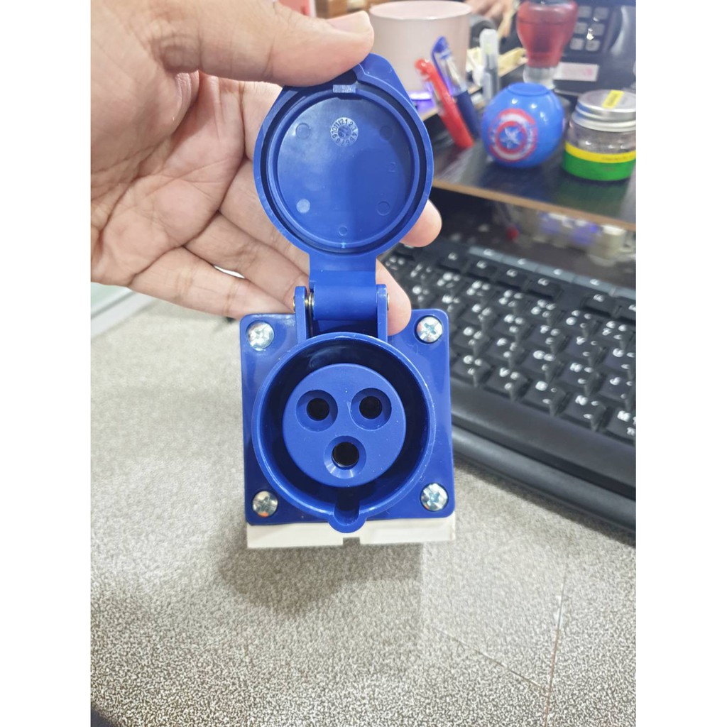 Power Plug 16A 2P+E 220V IP44 Female Floating Wall Mount AT-113 Pten ...