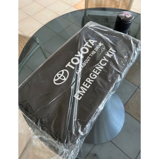 EMERGENCY KIT ORIGINAL TOYOTA/PUMP TYRE TOYOTA | Shopee Malaysia
