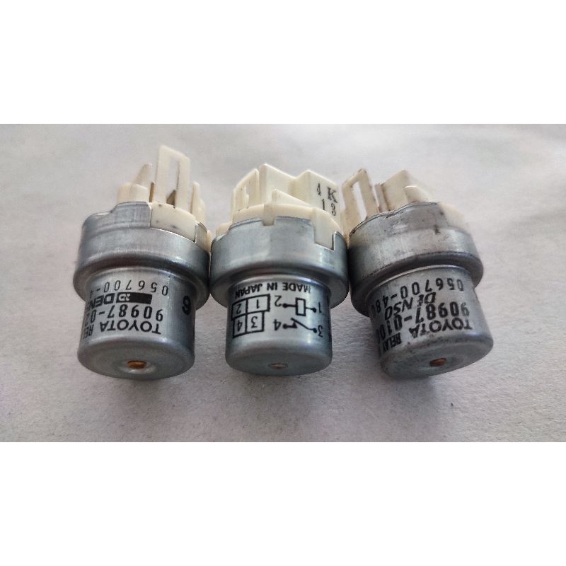 Denso Japan 🇯🇵 relay 90987-01003 90987-03001 056700-4670 90987-02004 ...