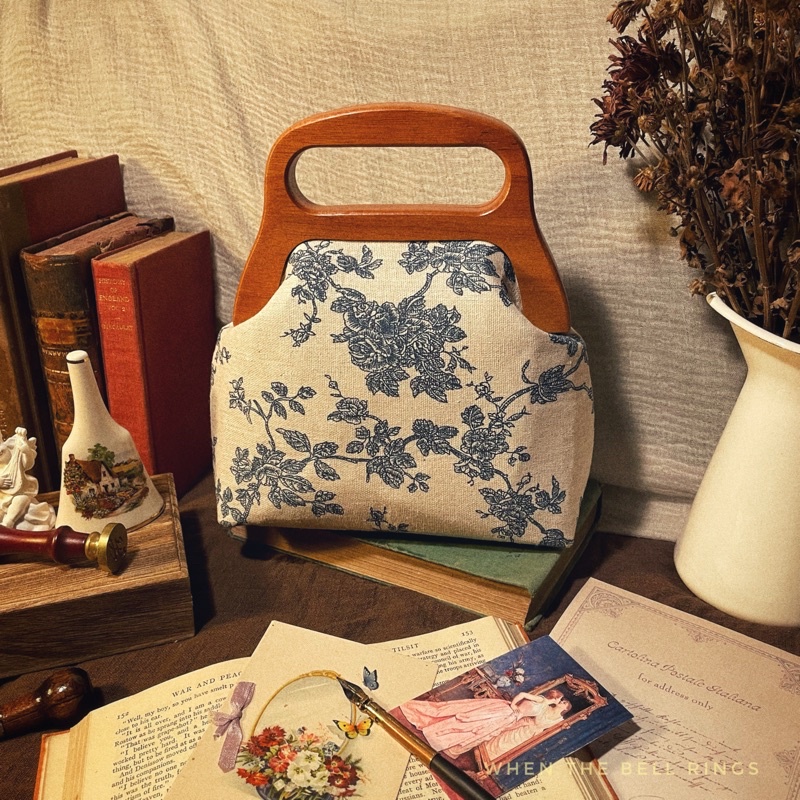 𝗛𝗮𝗻𝗱𝗰𝗿𝗮𝗳𝘁𝗲𝗱 𝗕𝗮𝗴 𝘀𝗲𝗿𝗶𝗲𝘀 - 𝗠𝘀 𝗖𝗼𝗹𝗲𝘁𝘁𝗲 💙 | Shopee Malaysia