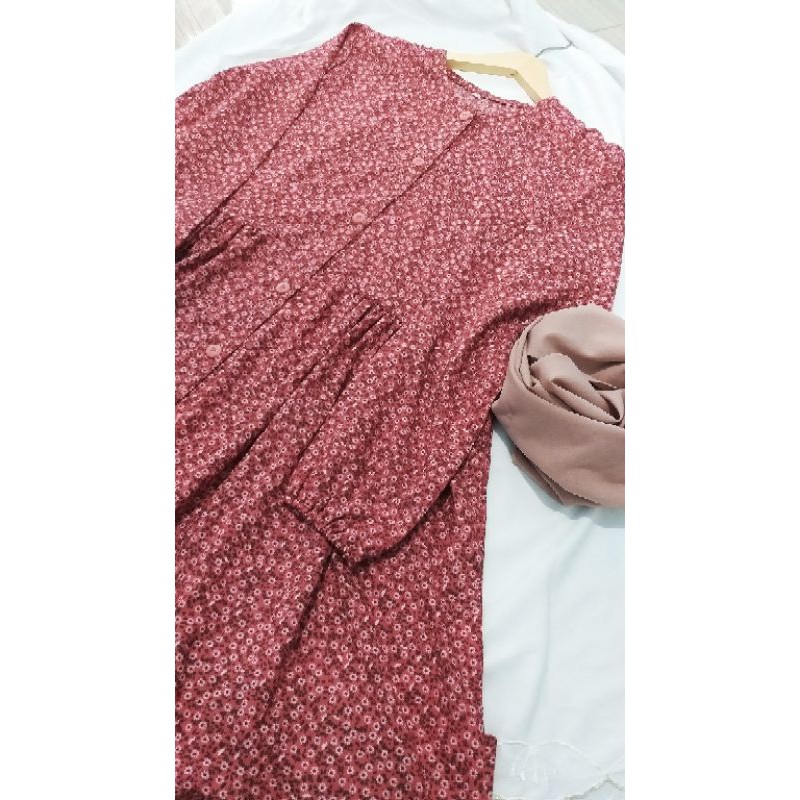 Uniqlo Rayon Tunic Tops | Shopee Malaysia