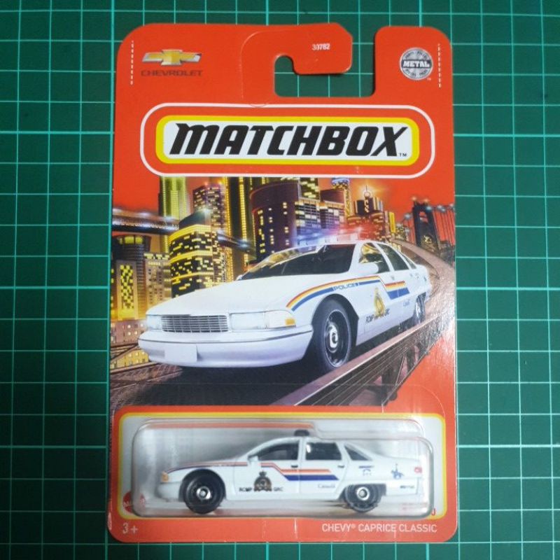 Matchbox Chevy Caprice Classic (32/100) 2021 | Shopee Malaysia