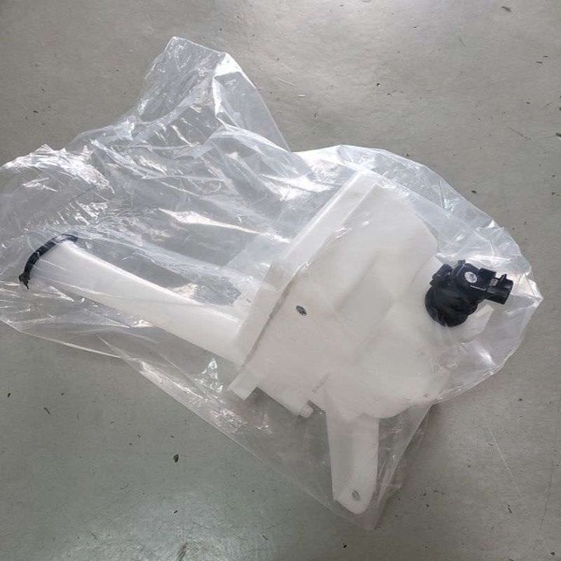 TOYOTA Vios Ncp93 washer tank with motor wiper tank | Shopee Malaysia