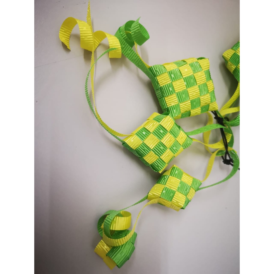 Handmade Raya Hanging Decoration Handcraft Ketupat (Ketupat Hiasan ...