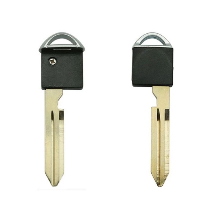 nissan emergency key duplicate.. | Shopee Malaysia