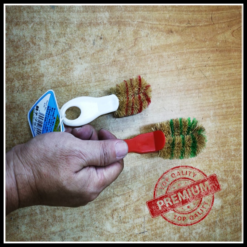 Berus sabut kelapa bertangkai/berus sabut kelapa dengan pemegang ...