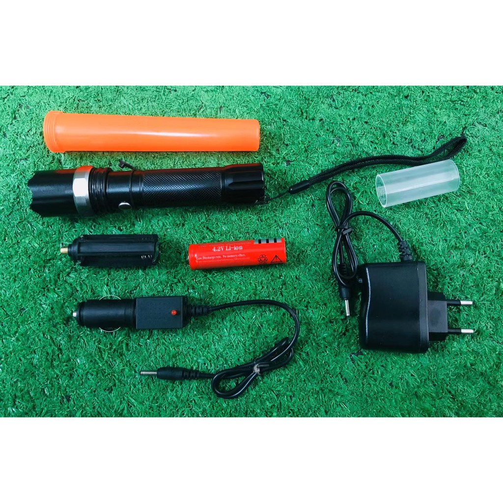 LPK 74_ Multifunction SWAT Zoom Flashlight/Torchlight Rechargeable ...