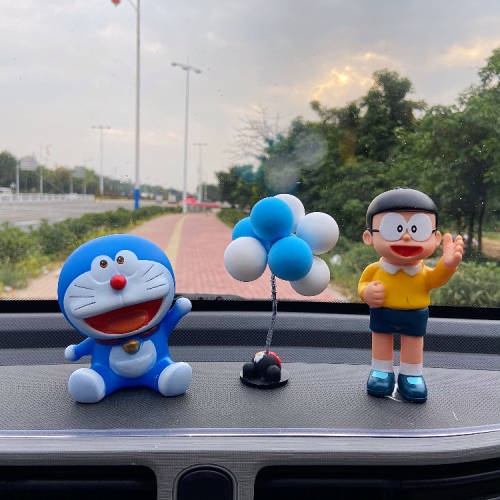 Doraemon Daxiong Car Decoration Blue Fat Man Waving Daxiong Car Doll ...
