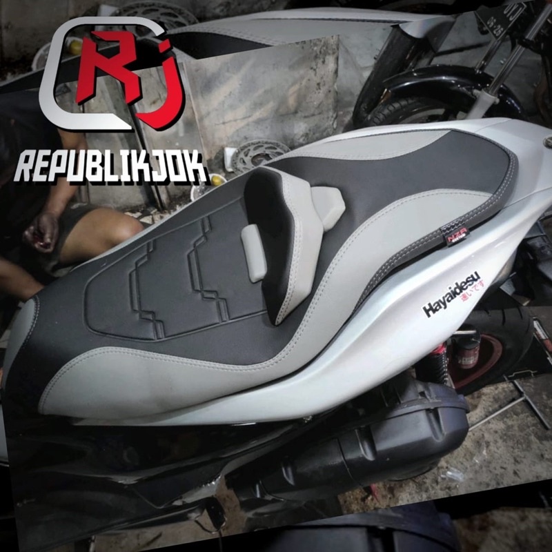 Custom Seat Leather with Backrest Variations, Nmax, Aerox, PCX, Vario ...