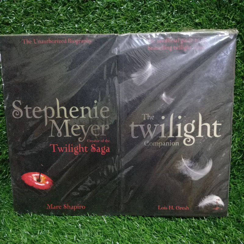 The Unauthorized Biography Stephenie Meyer, creator of Twilight Saga ...