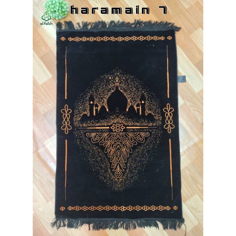 Sejadah Haramain Kaabah Kiswah Corak menarik / Prayer Mat Made in ...