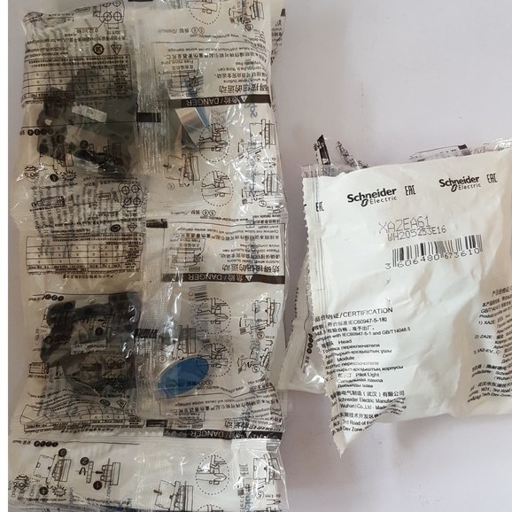 SCHNEIDER xa2 Push Button Modular Type XA2EA21 XA2EA31 XA2EA42 XA2EA51 ...
