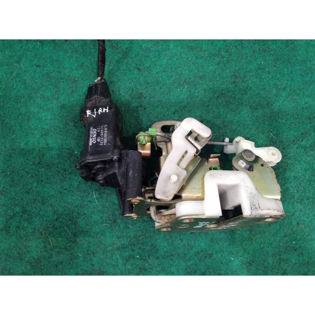 Proton Perdana V6 E54A Inner Lock Rear ( Right ) | Shopee Malaysia