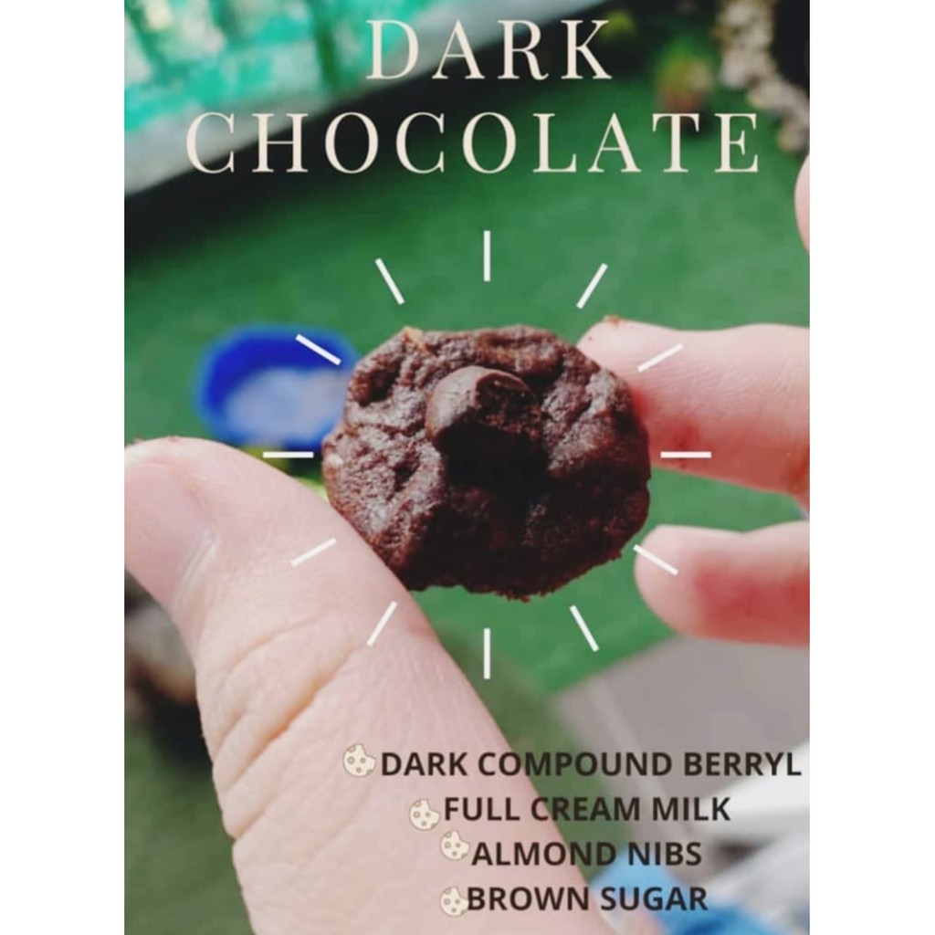 Freshly Baked Homemade Chocolate Chip Mini Cookies Famous Brand `Umi ...