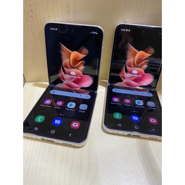 SAMSUNG zflip 3 / ZFLIP3 (8+256GB) pre owned/USED ORI / OUTLET DEMO SET ...