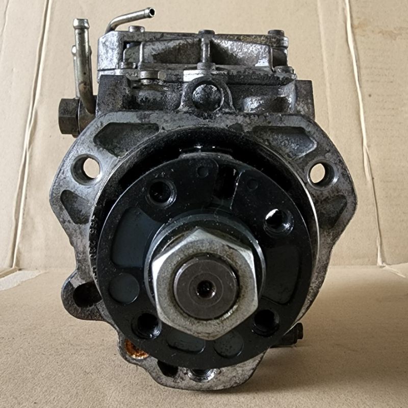 Nissan Urvan E25 3.0 ZD30 fuel pump USED tested | Shopee Malaysia