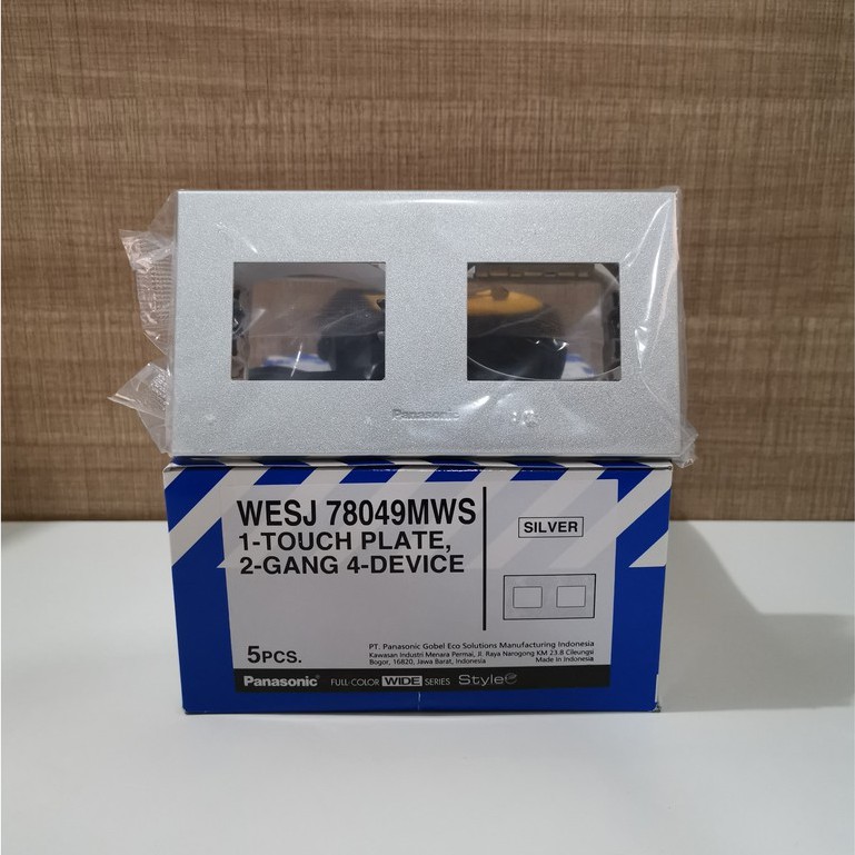 Panasonic Frame Series Series 2 Gang 4 Device Silver (WSJ-78049MWS ...