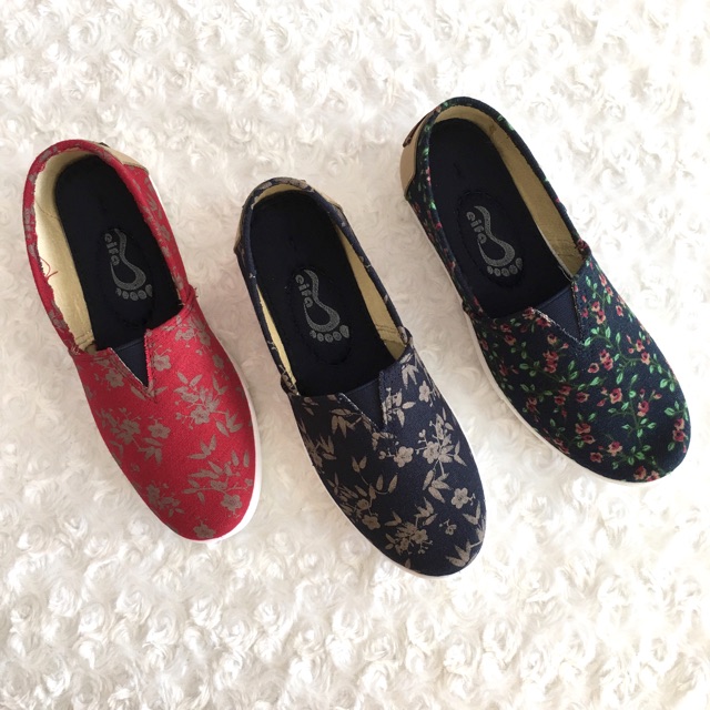 🔥READY STOCK🔥KASUT VIRAL BUNGA🔥 | Shopee Malaysia