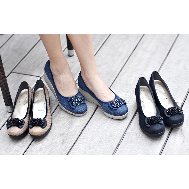 Original First Contact Shoes made in Japan | Shopee Malaysia
