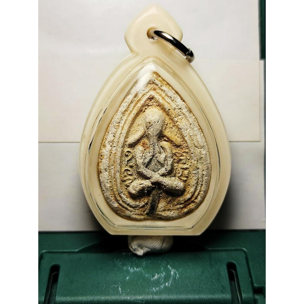 泰国佛牌 必打 Pidta 30年老牌 高僧开光 Lp Keow 庙 Wat Rawe 佛历 2536 避险 避邪 挡霉运 招财 避小人 ...