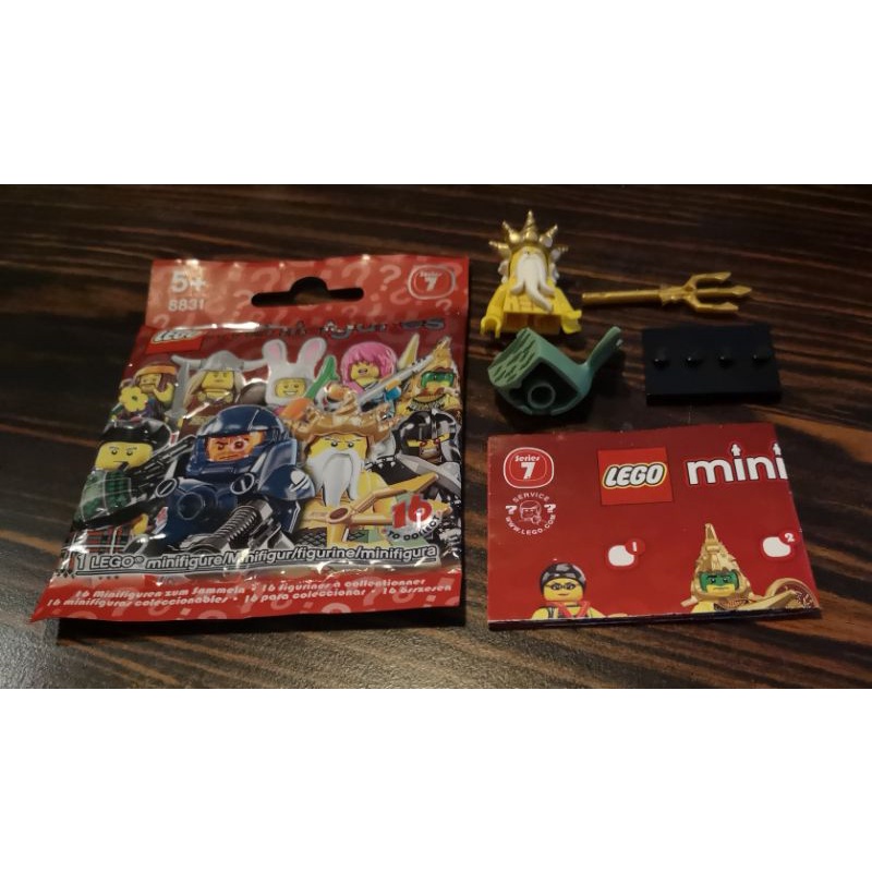 Original LEGO MiniFigure Series 7 Ocean King No 5 Poseidon | Shopee ...