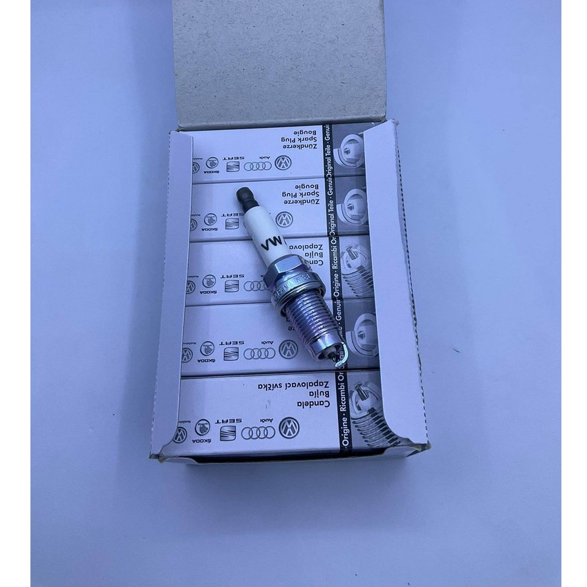Vw Volkswagen Ori Vw Plug Audi 1.4 tsi Spark Plug Ea111 twincharge ...