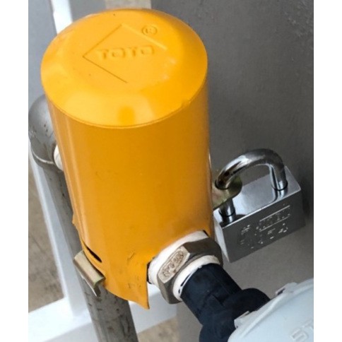 Outdoor Water Tap Stopcock Lock Cover with Padlock/Penutup Kunci Kepala ...