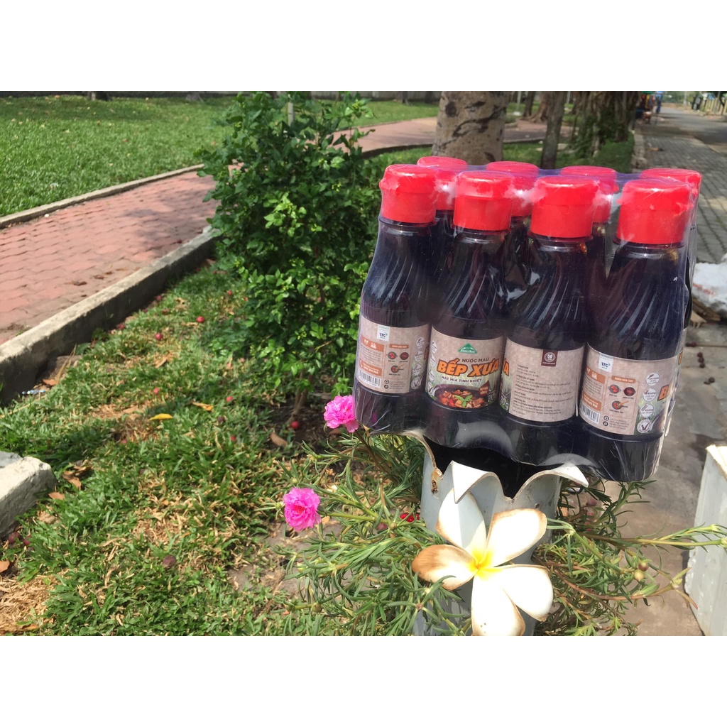 Old Kitchen colored water with molasses extract increases flavor and ...