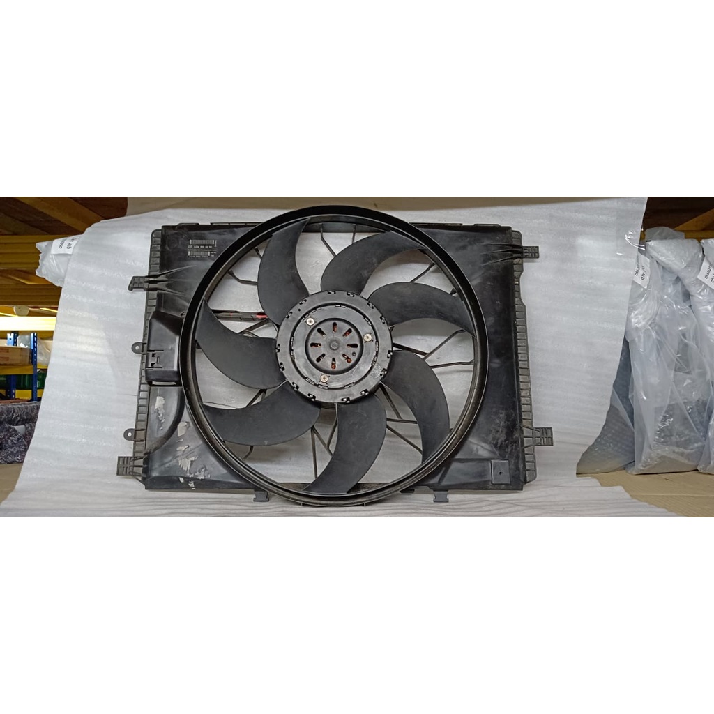 MERCEDES-BENZ W204 FRONT RADIATOR FAN ASSY (ORIGINAL) | Shopee Malaysia